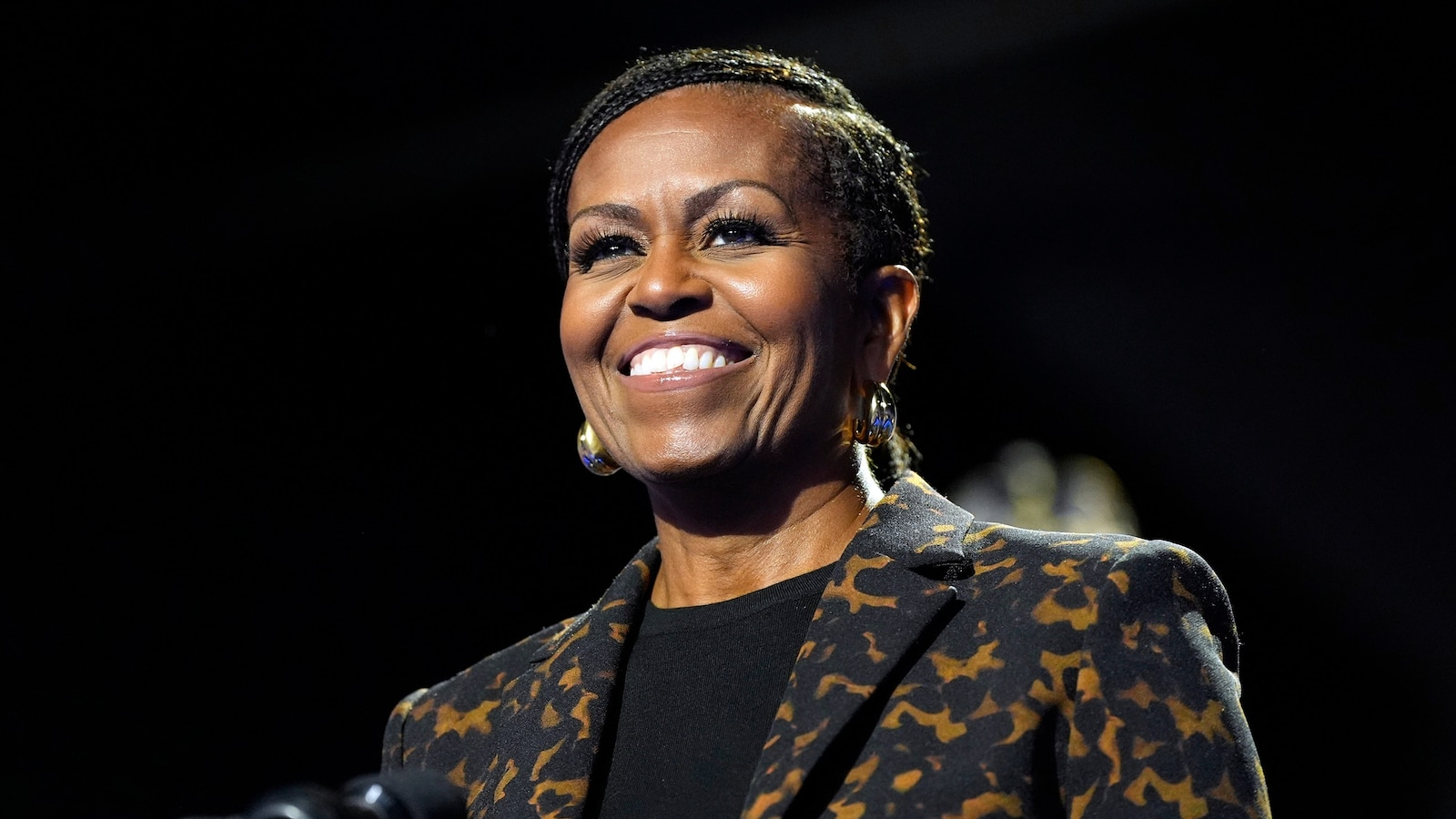 Michelle Obama to 'grapple with life's biggest questions' in new podcast - ABC News