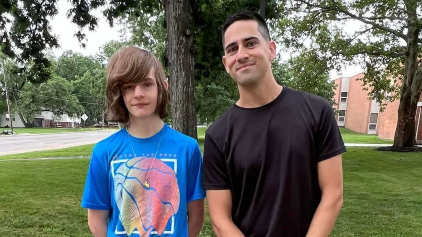 High school teacher getting ready to donate kidney to student - ABC News