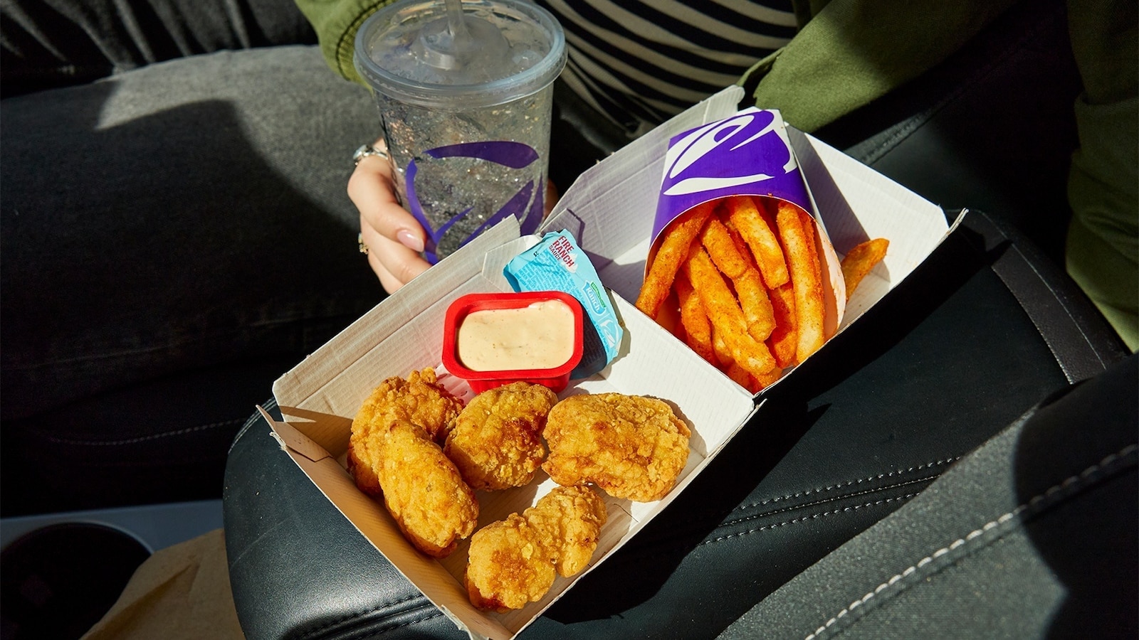 Taco Bell debuts new Crispy Chicken Nuggets, 3 new dipping sauces ...