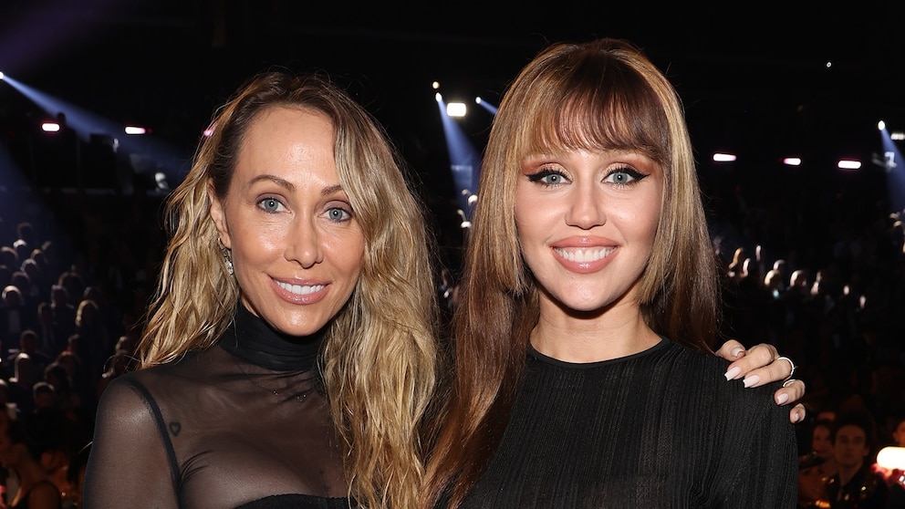 Miley Cyrus and her mother attend the 2025 Grammys together - Good ...