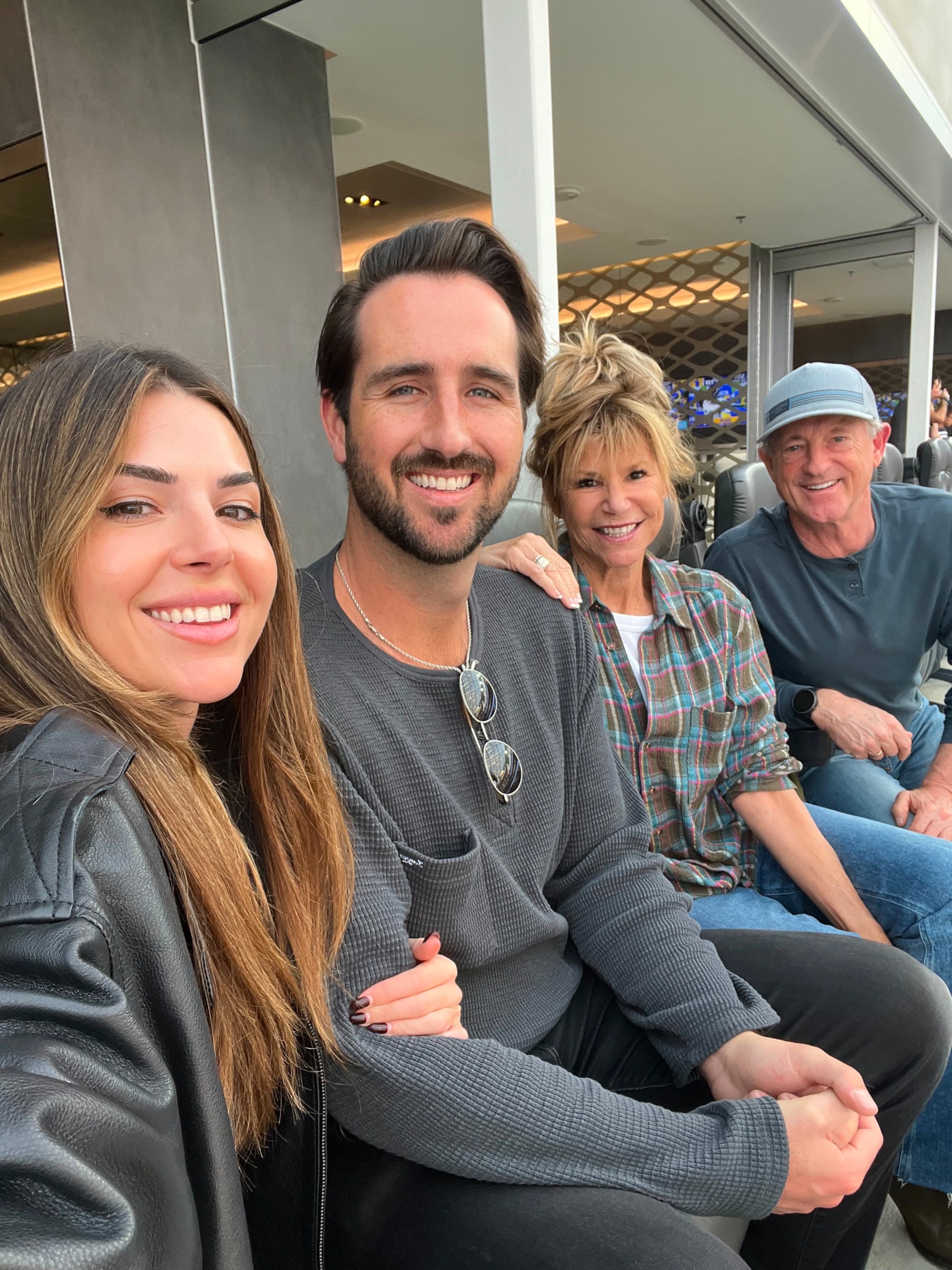 Bride asks stepdad to officiate her wedding in emotional video - ABC News