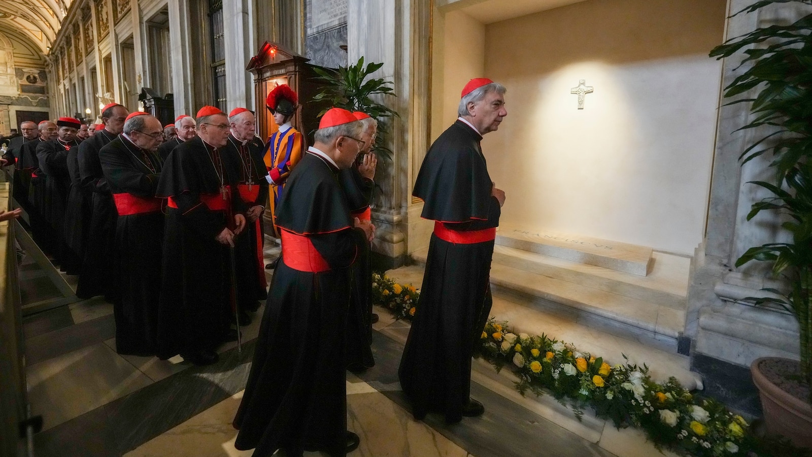 Conclave to replace Pope Francis to begin May 7, Vatican says - ABC News