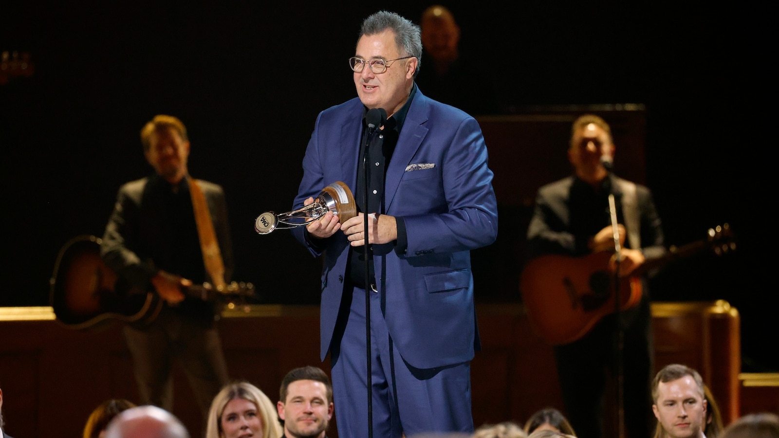 CMA Awards 2025: Vince Gill honored with lifetime achievement award ...