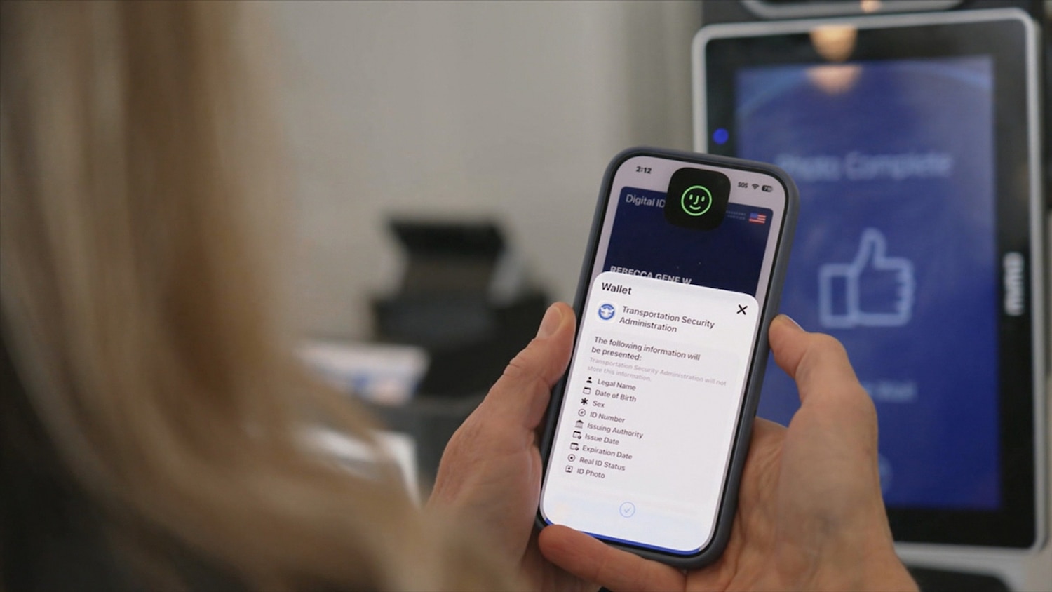 Use Your Iphone As Id At Airport Tsa Checkpoints One Mile At A Time