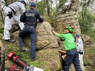 Woman Stuck Upside down Between 2 Boulders Trying To Retrieve Her Phone Woman Stuck Upside down Between 2 Boulders Trying To Retrieve Her Phone