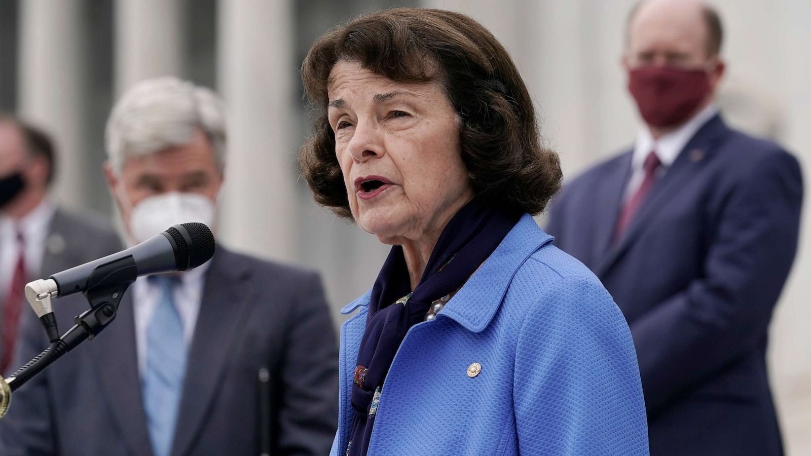 Schumer 'hopeful' ailing Dianne Feinstein returns 'next week,' as Dems ...