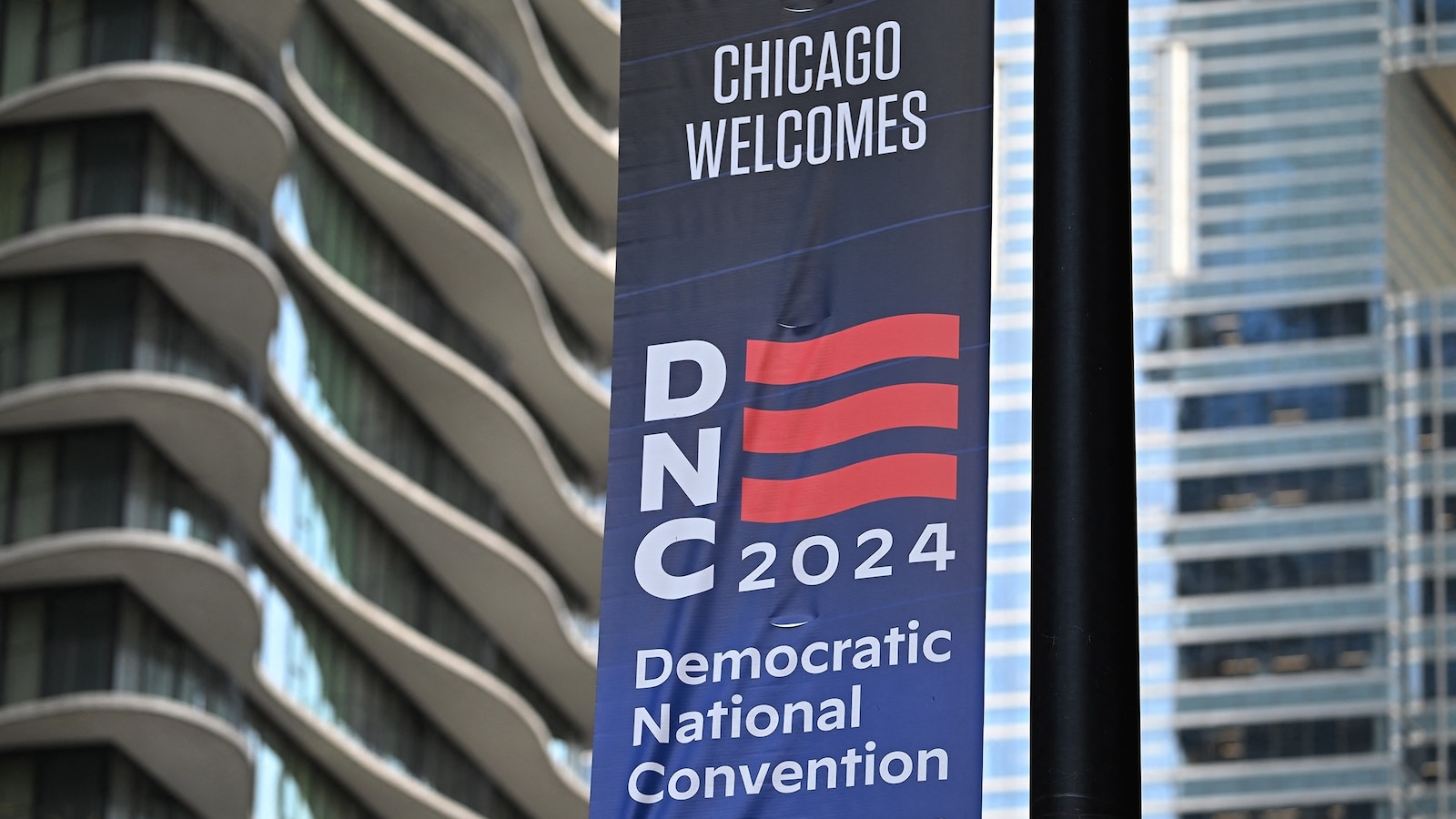 DNC vendors represent 'the landscape of Chicago' small businesses - ABC ...