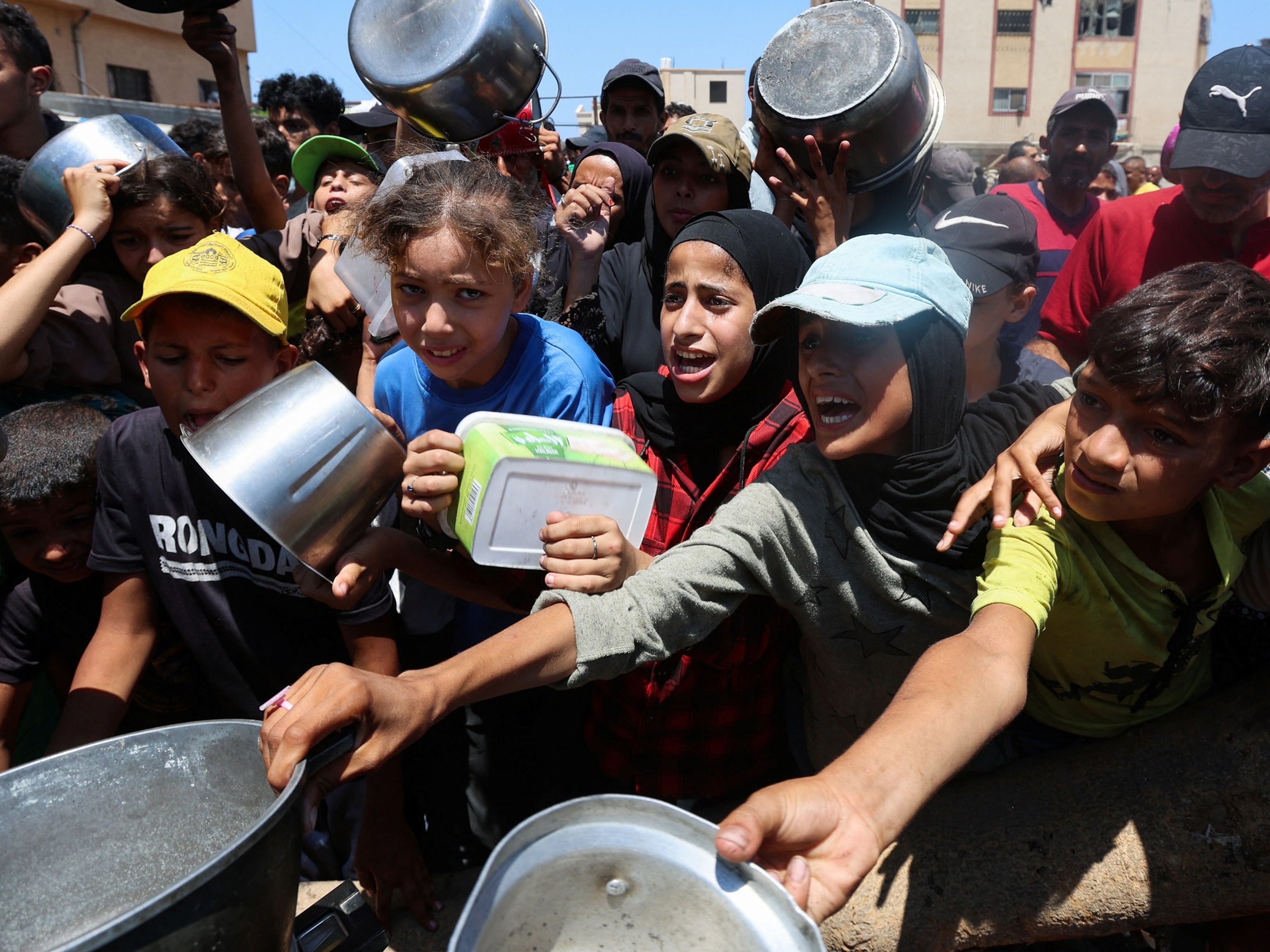 Chef José Andrés pens op-ed on starvation in Gaza as World Central ...