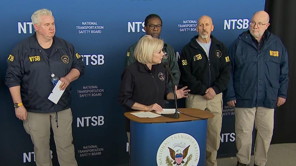 Video NTSB holds briefing on deadly midair collision over DC - ABC News Video NTSB holds briefing on deadly midair collision over DC - ABC News
