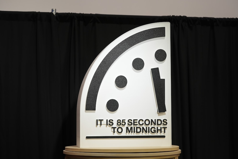 'Doomsday Clock' 2026: This is how close we are to self-annihilation ...