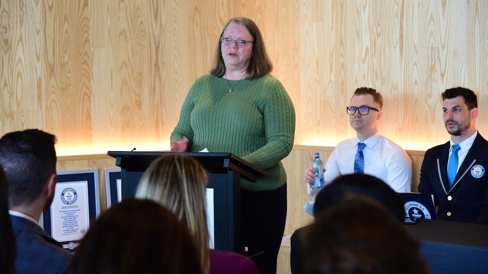 Woman shares warning after tiny mark on cheek turns out to be cancer ...