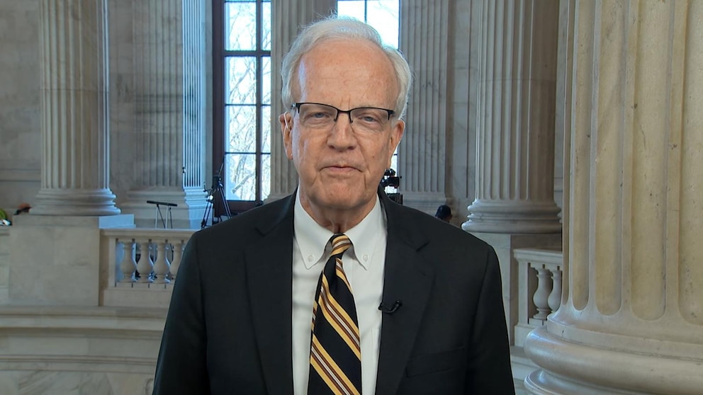 Video 'It's a really sad day,' says Kansas Sen. Moran - ABC News