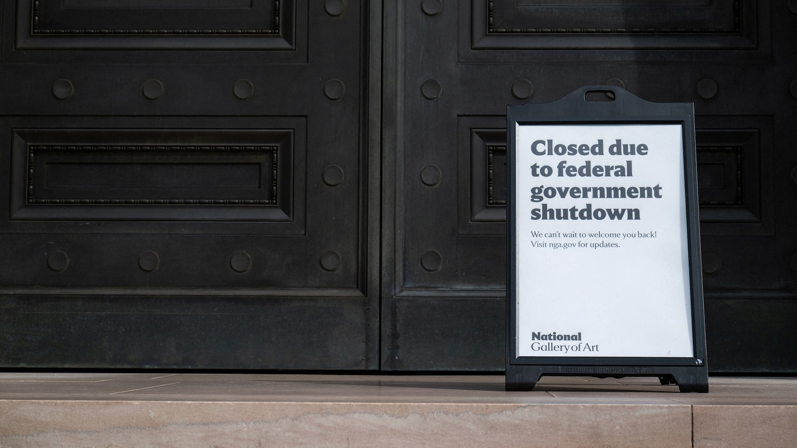 Could Trump deny back pay to furloughed government employees? - ABC News