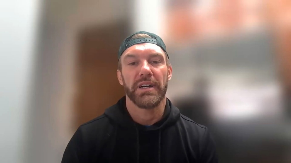 'Heated Rivalry' star, author talk series impact as real-life hockey ...