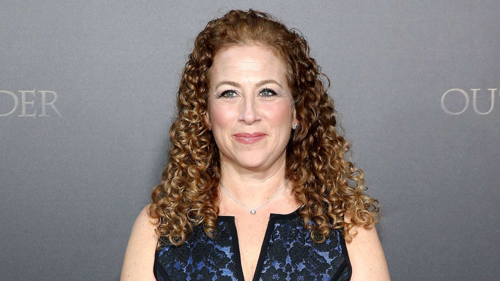 Author Jodi Picoult denounces book bans after Florida school district pulls 20 of her titles ...