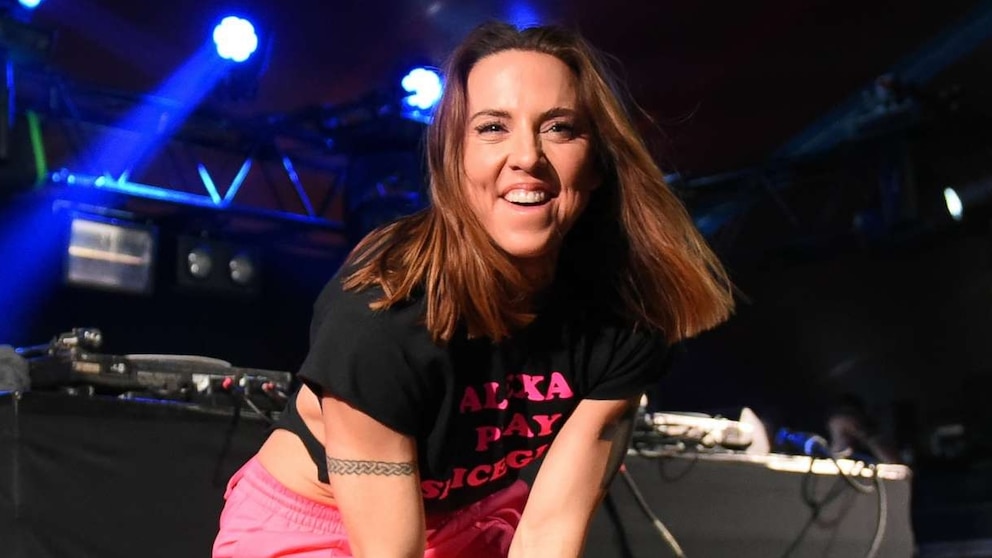 Who Was Sporty Spice Before The Spice Girls Mel C Goes Way Back In Her New Memoir Abc News