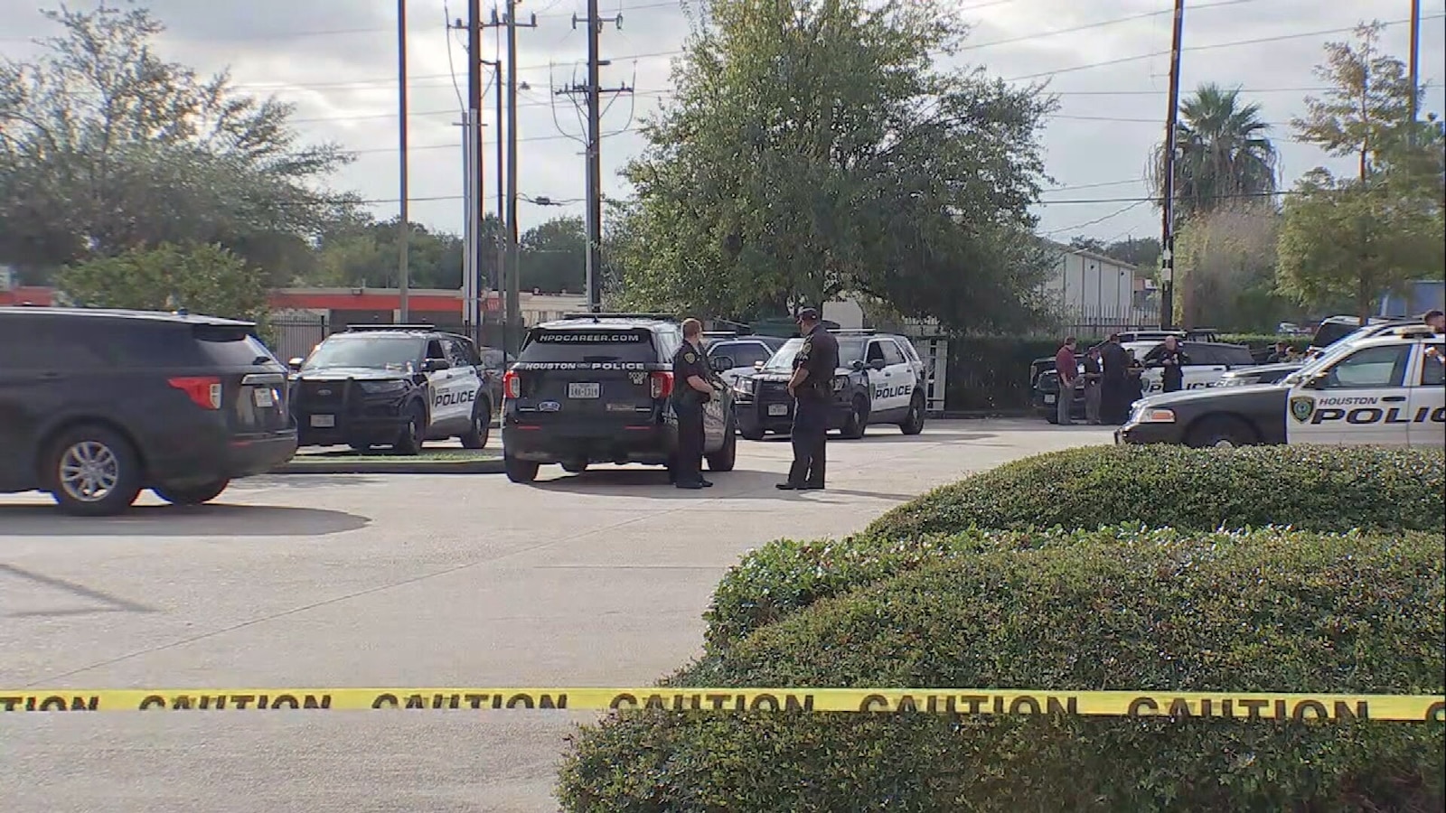 At least 3 shot in apparent human smuggling operation, police say - ABC ...