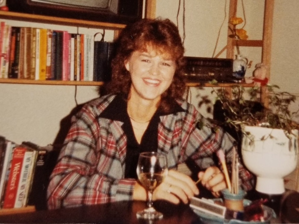 Former LAPD detective who murdered her ex-lover's wife, hid crime for ...