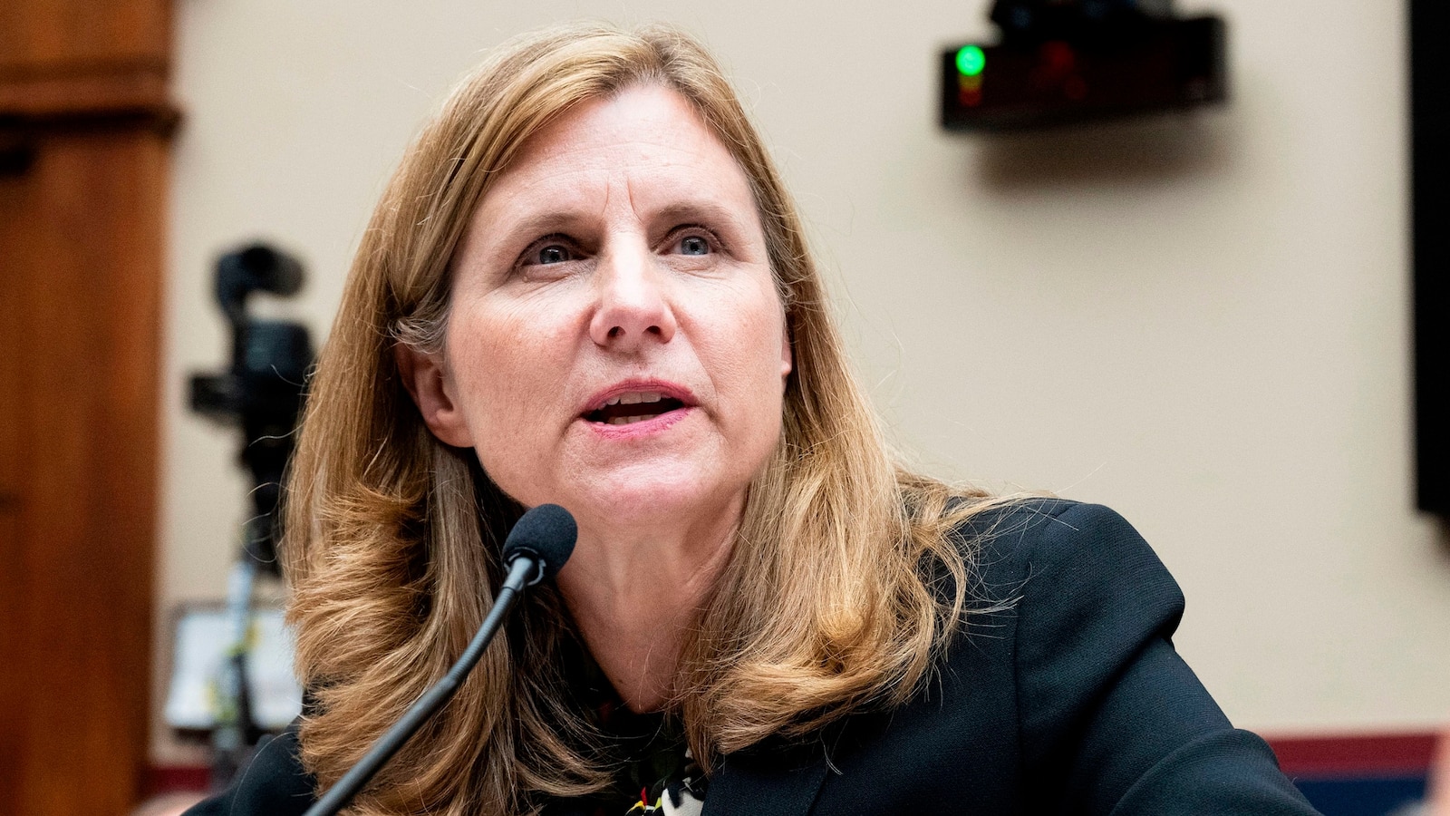 Penn president Elizabeth Magill resigns amid backlash over ...