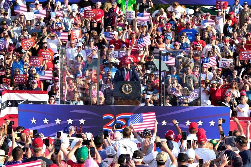 Trump criticized for using antisemitic slur in Iowa speech - Good ...