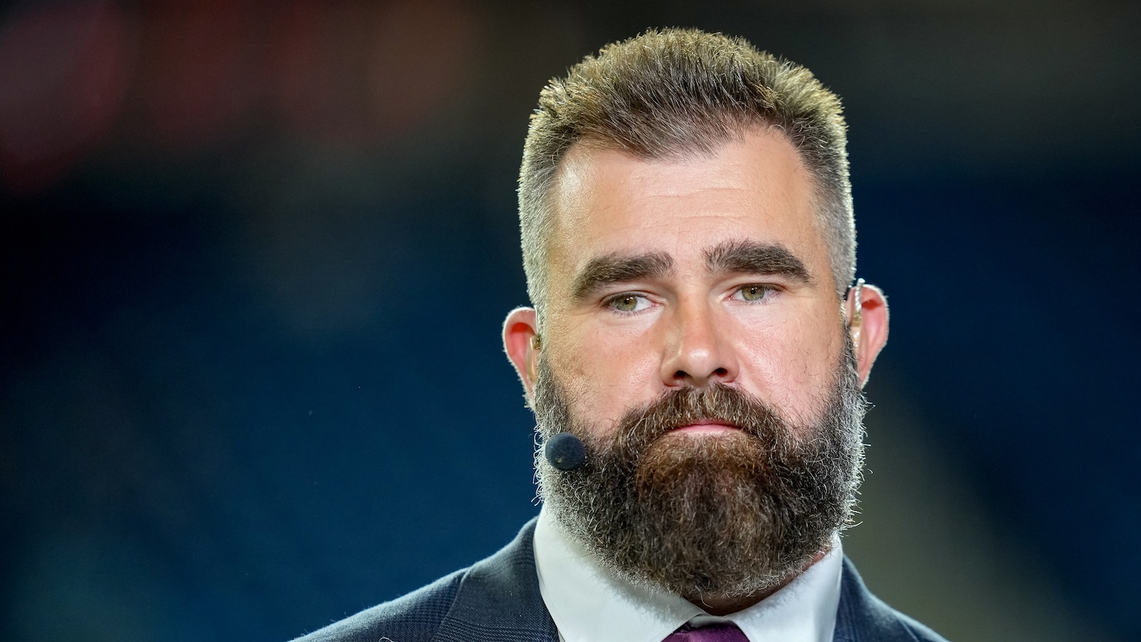 Jason Kelce opens about wife Kylie Kelce's past pregnancy loss - ABC News