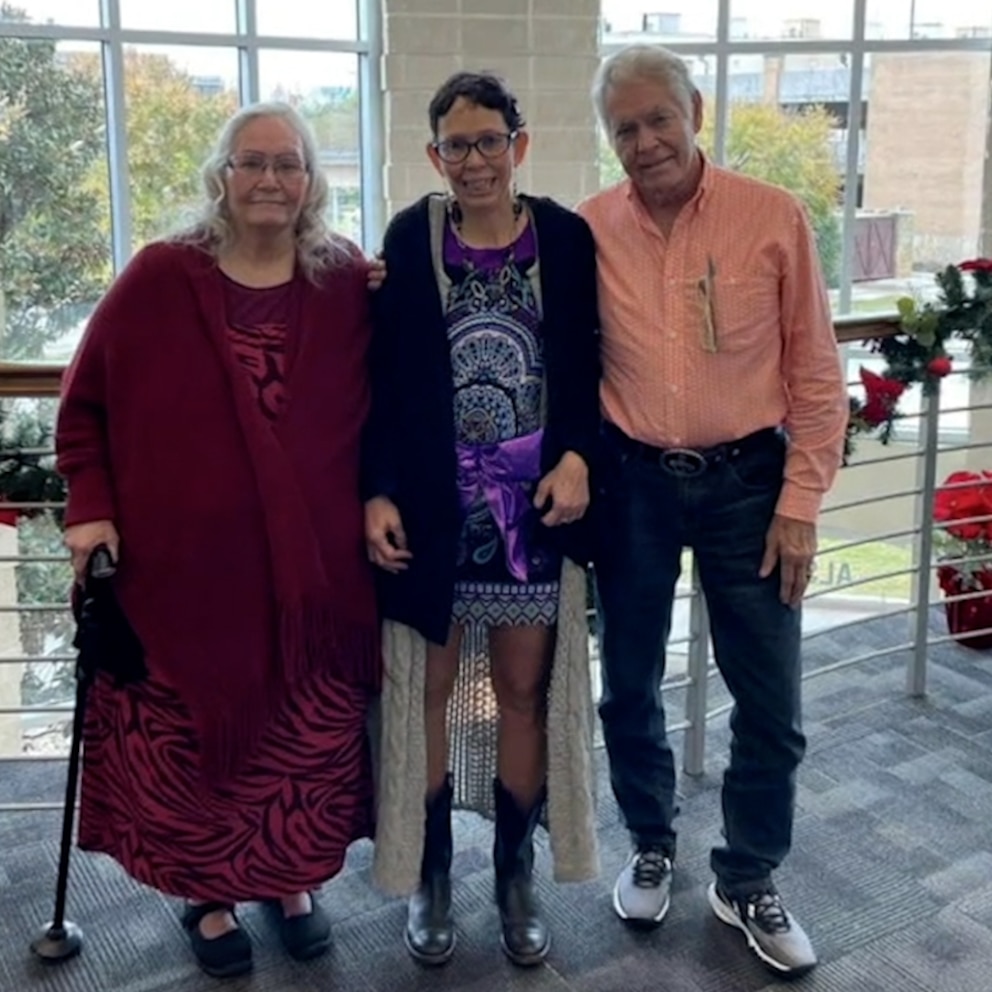 Video Family reunites with missing daughter after 51 years - ABC News