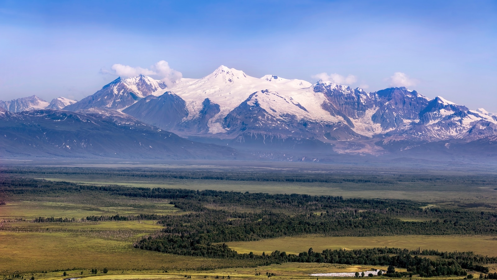 Alaska's Mount Spurr getting even closer to eruption as unrest ...
