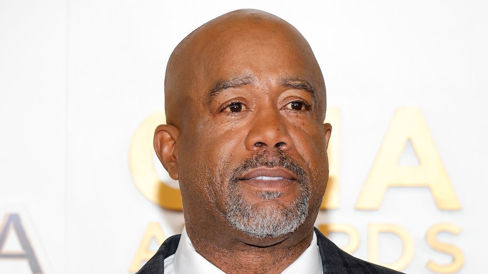 Darius Rucker is engaged to Emily Deahl: See photos of the proposal ...