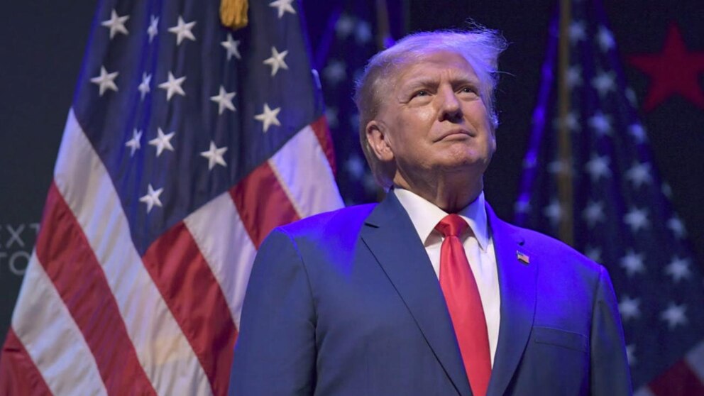 Video Trump attends jury selection in defamation trial - ABC News