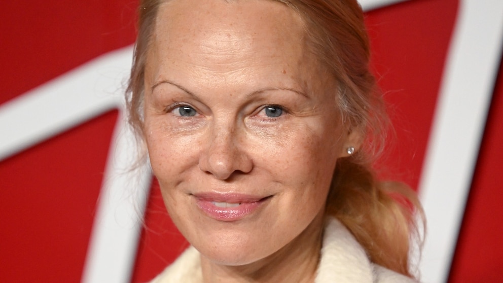 Pamela Anderson says she's 'happier than ever' on her birthday: See ...