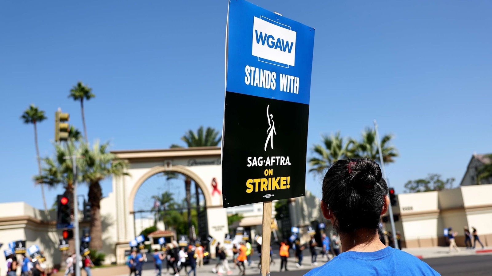 Actors union SAG-AFTRA reaches tentative deal to end monthslong strike ...