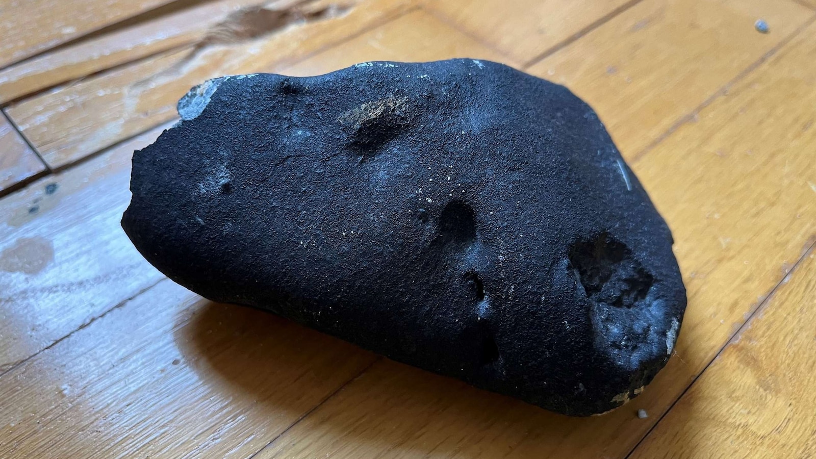 Scientists confirm meteorite crash-landed into New Jersey home - ABC News