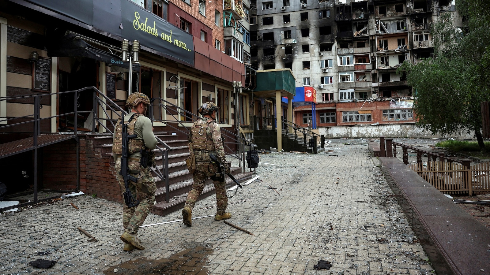 Ukraine faces potential fall of Pokrovsk to Russia after 18-month battle of attrition - ABC News