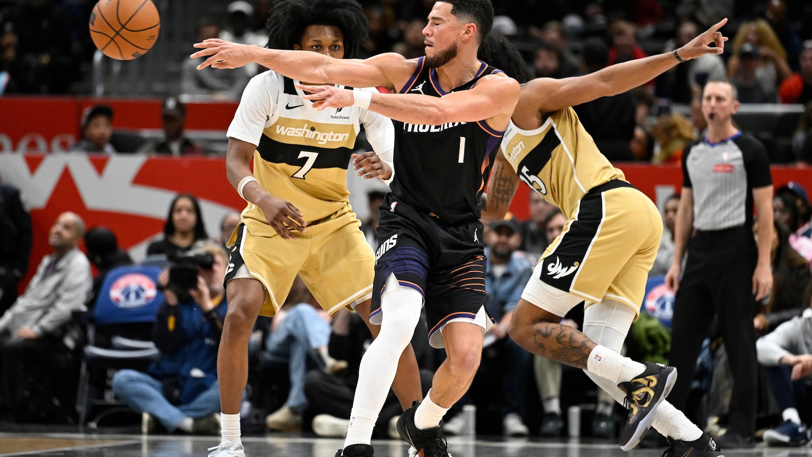 Brooks, Gillespie lead streaking Suns past improving Wizards, 115-101 ...