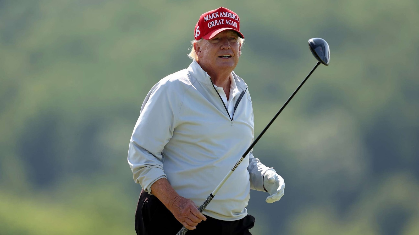 DeSantis PAC senior adviser -- and Trump -- golf at same controversial ...