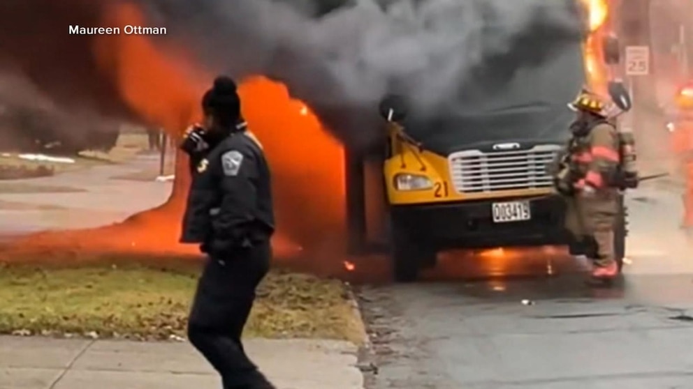 Video Hero school bus driver saves children from burning vehicle - ABC News