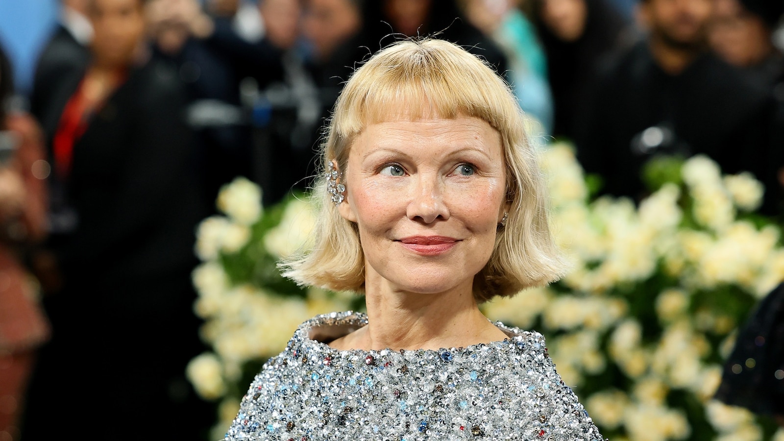 Met Gala 2025: Pamela Anderson goes makeup-free in bold carpet look ...