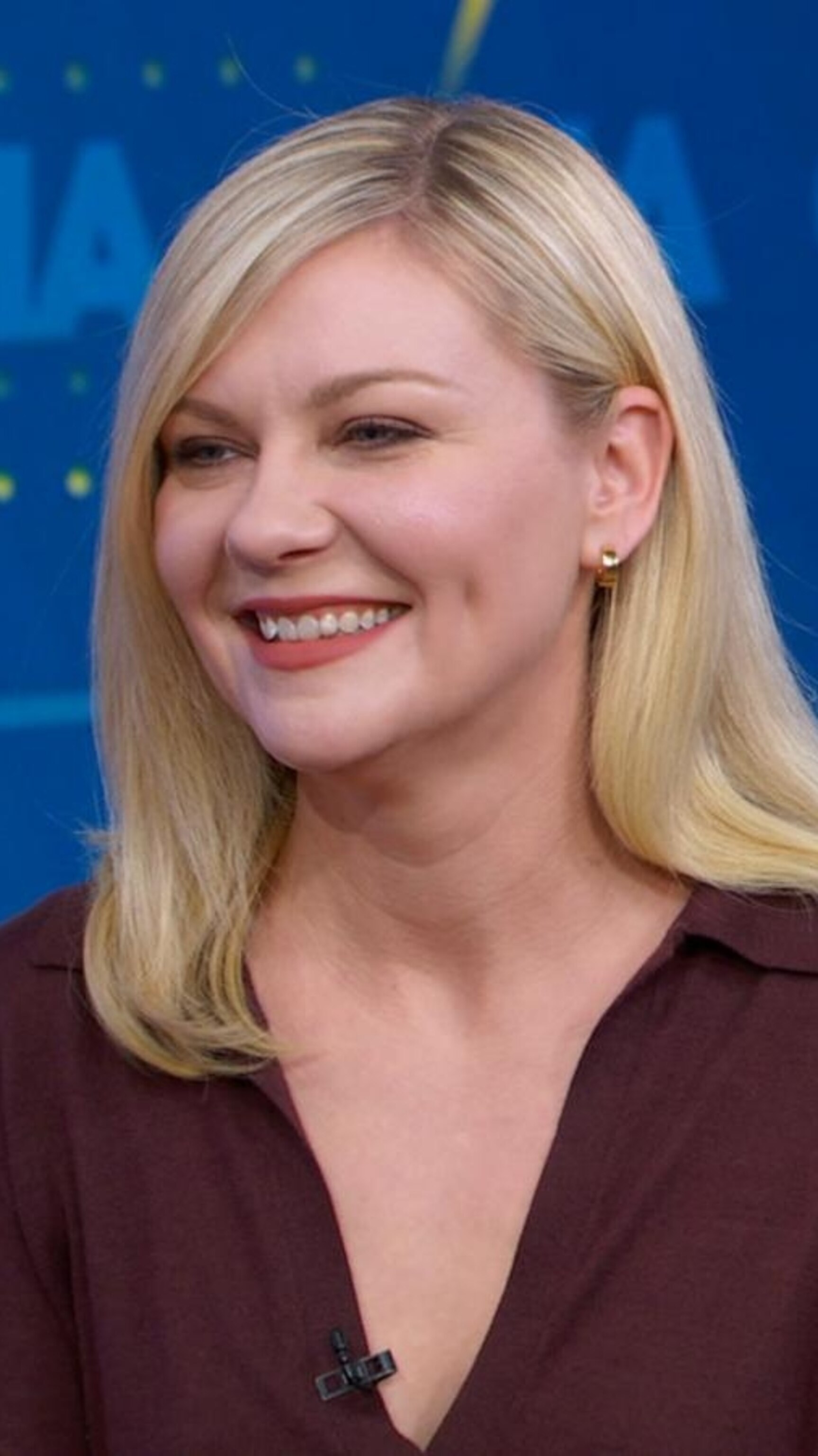 Krsten Dunst Ag Iompar Clainne 2024 Kirsten Dunst For GQ Hype April