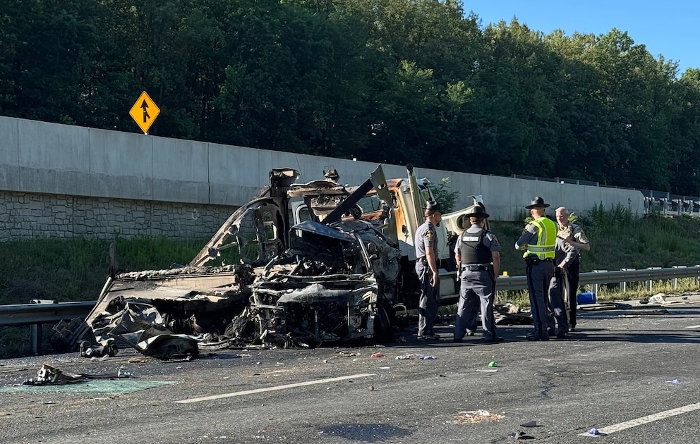 Bus driver charged with manslaughter in massive crash that killed 5 on ...