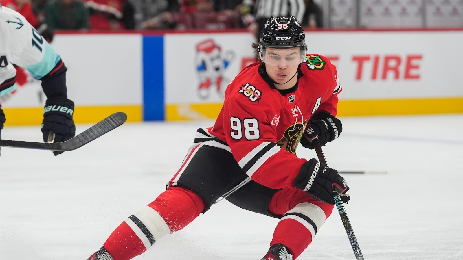 Drew Commesso makes 37 saves for 1st NHL shutout and victory ...