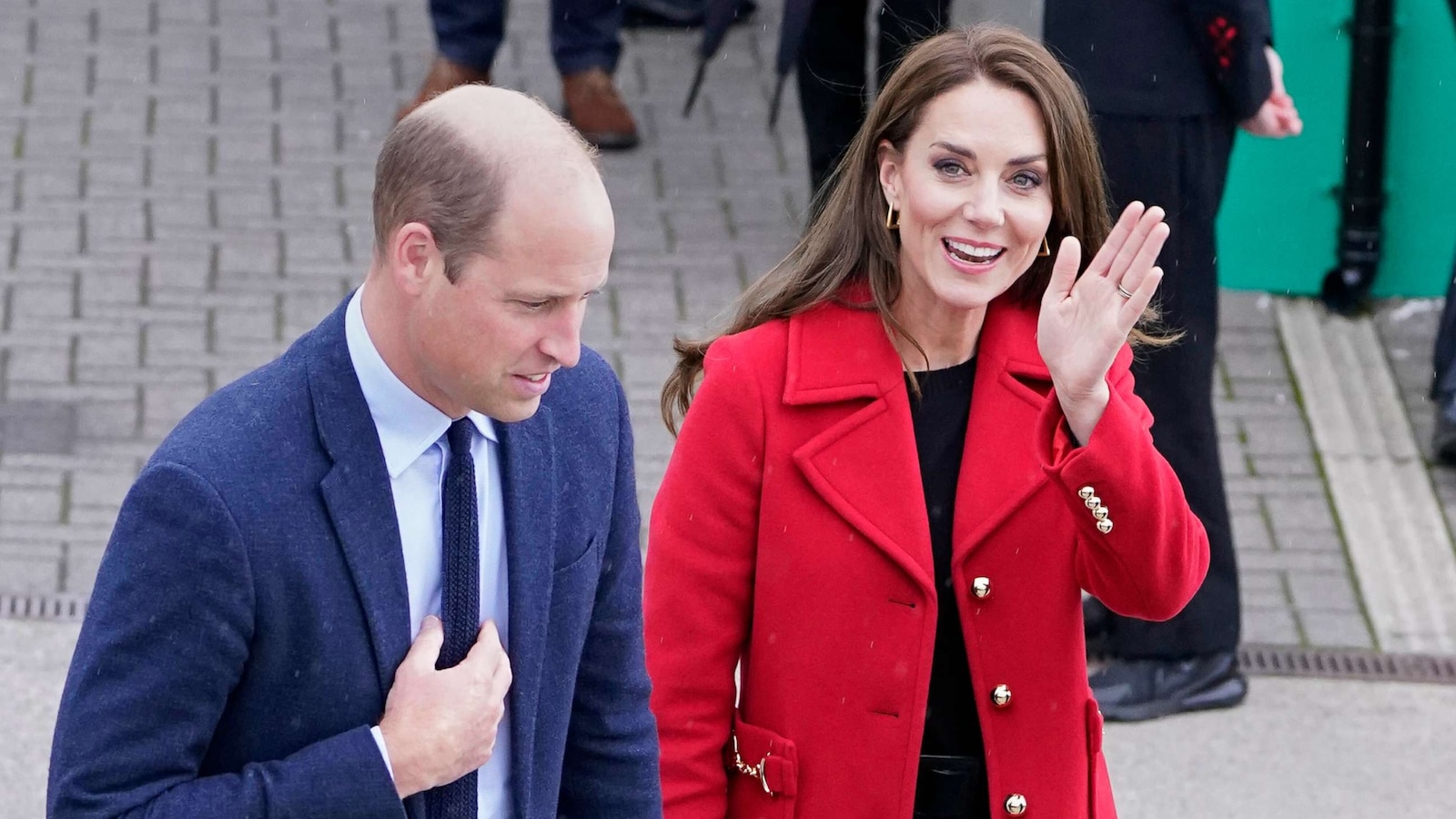 Prince William and Kate travel to Anglesey in Wales, where they had ...