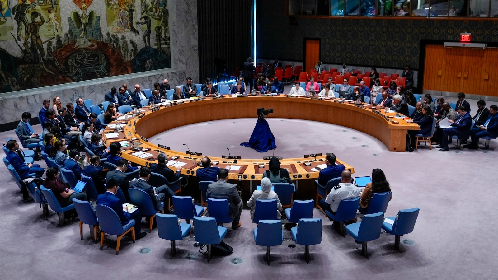 UN Security Council adopts US draft resolution supporting Gaza cease ...