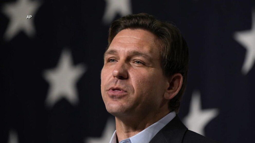 Video Florida Gov. DeSantis takes aim at former President Trump at Iowa ...