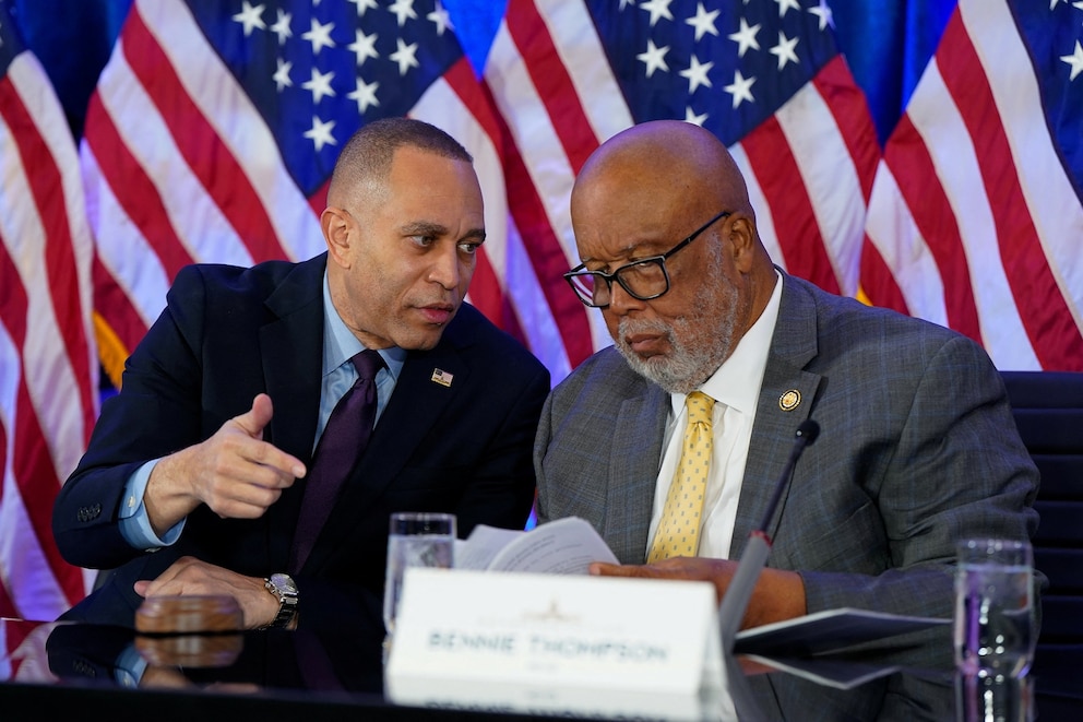 Trump White House attempts to rewrite history of Jan. 6, accuses ...