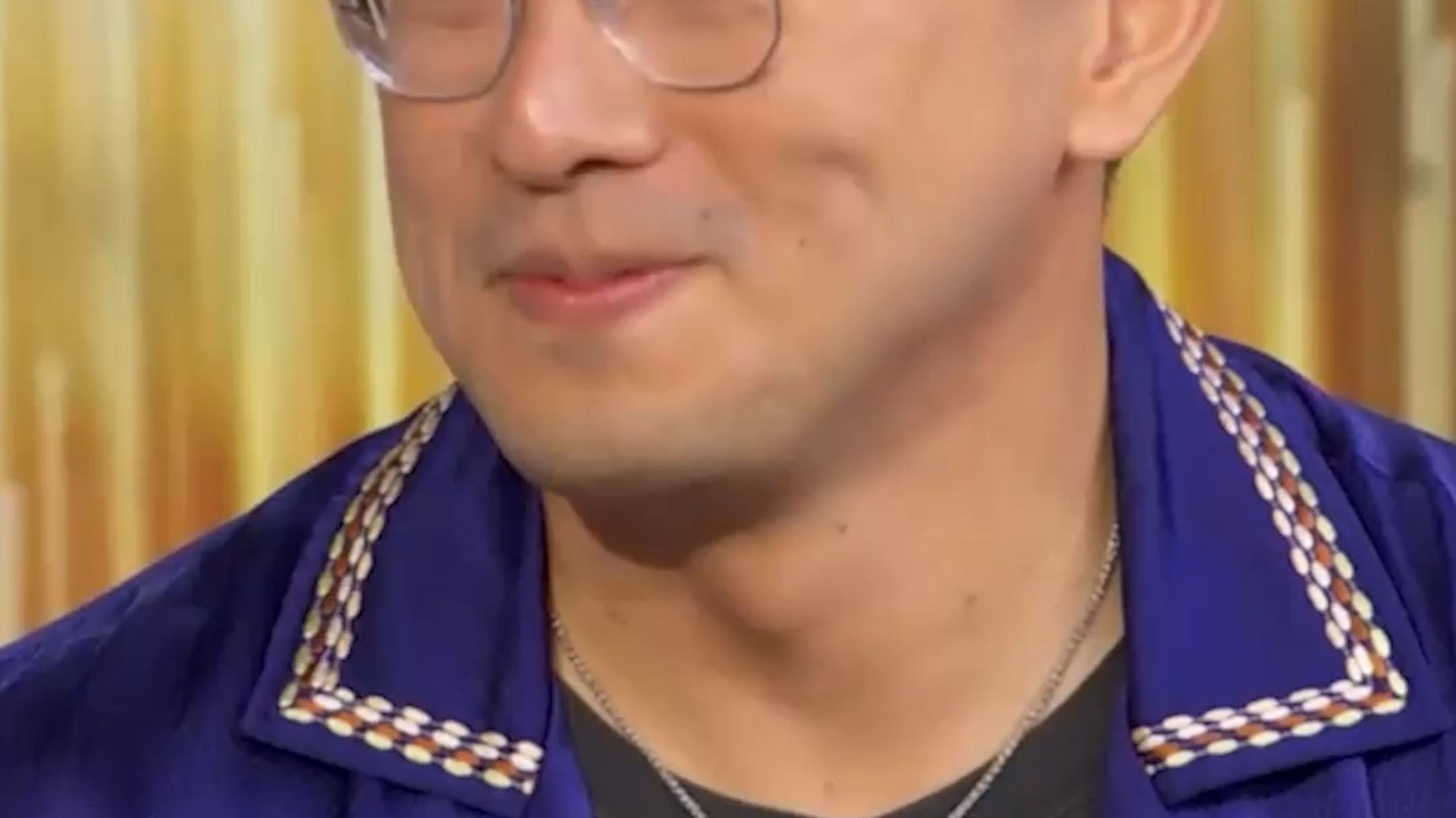Bowen Yang Plays A Game Of What Would Mary Do Abc News