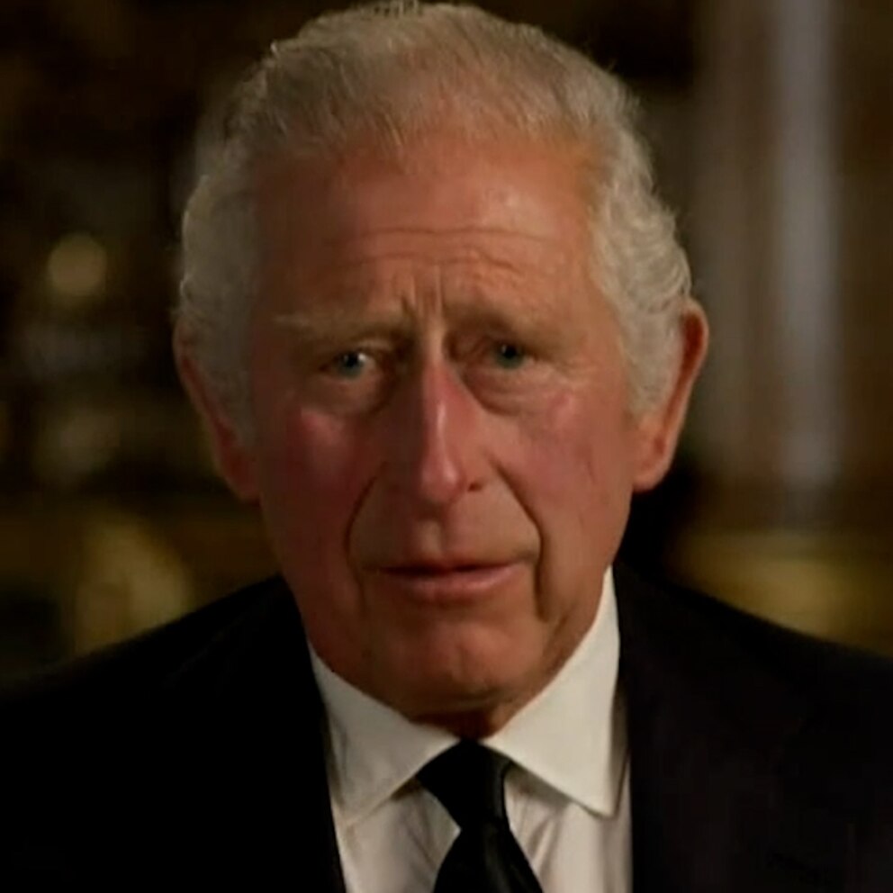Video King Charles III pays tribute to Queen Elizabeth II in first ...