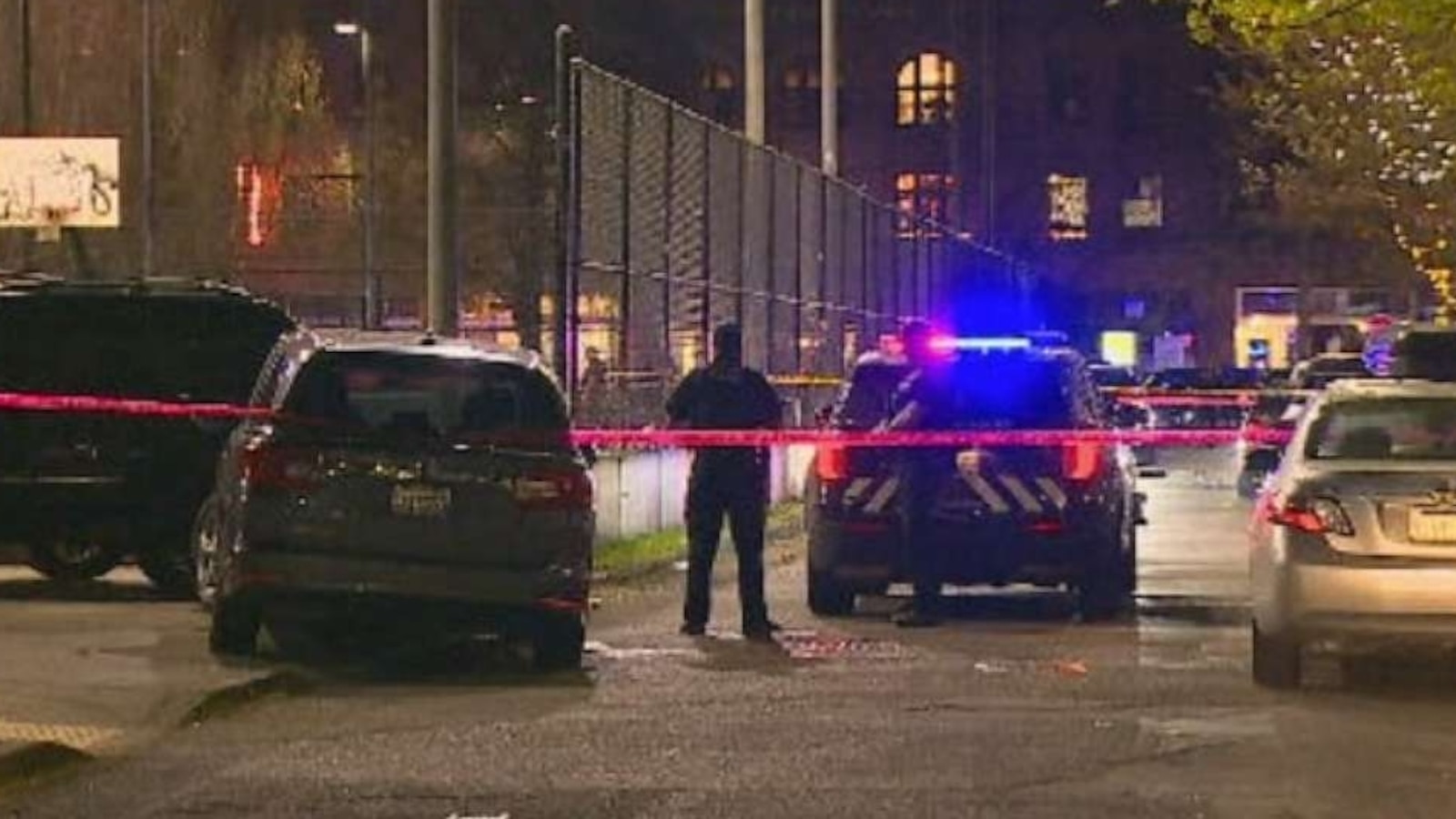2 dead, 1 injured in shooting at park in Seattle's Capitol Hill ...