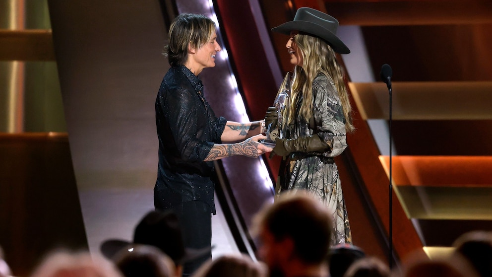 CMA Awards 2025: Biggest winners and best moments - ABC News