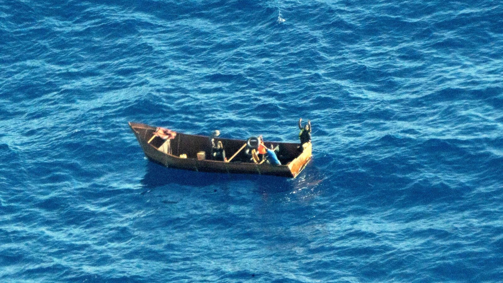 41 people reportedly died after boat capsized off Italian coast ...