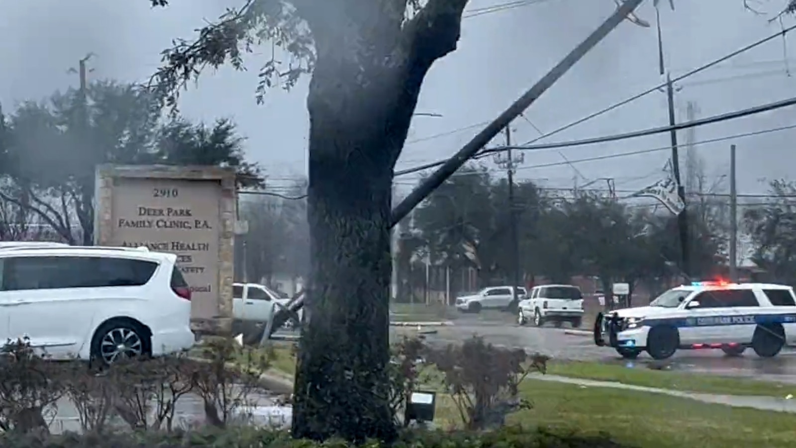 Severe weather causes destruction in southeast Texas amid tornado ...